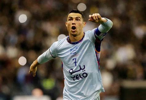 Foto Al Nassr And Al Hilal All Star Vs Psg Banjir Gol Cristiano Ronaldo