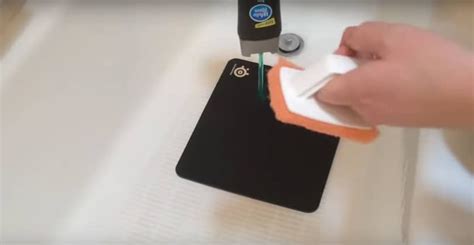 How To Clean A Mousepad Simple Guide GamingScan