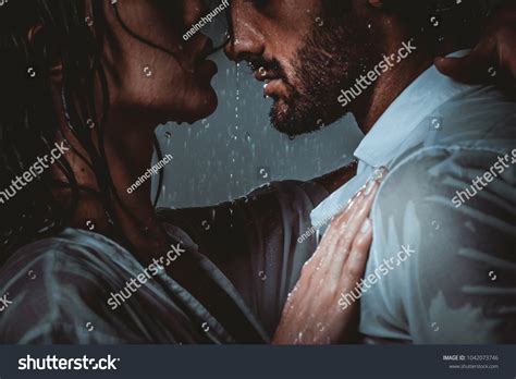 6 278 Man Women Embrace Naked Images Stock Photos Vectors Shutterstock