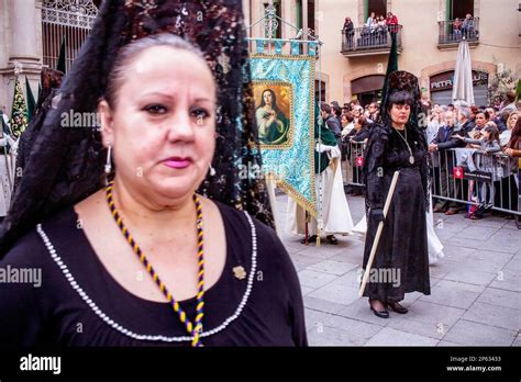 Mantillas in procession sisterhood of JesÃƒÂºs del Gran Poder y virgen