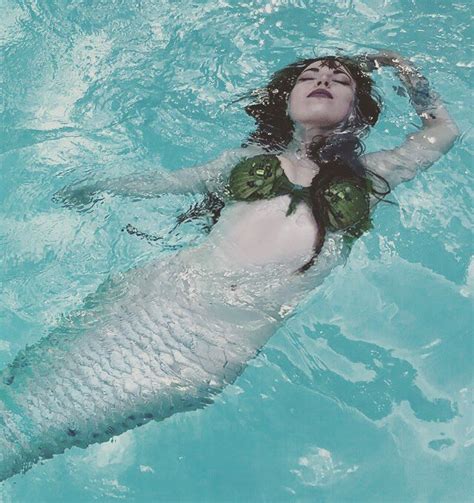 Mermaid Janessa On Instagram Flowing Into Last Year Was Filled With So Many Dreamy Soul