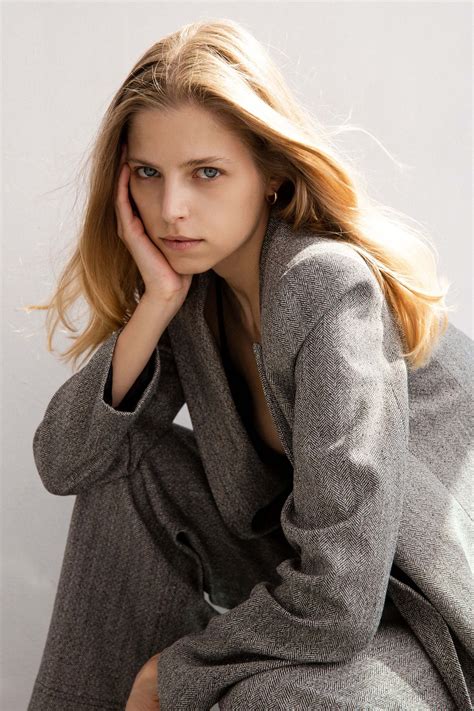 Nastazja Bloch Division