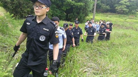 洞口警方披露搜捕张居迁细节：调集1800名警力地毯式搜山