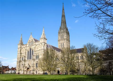 Salisbury England Map Cathedral And Population Britannica
