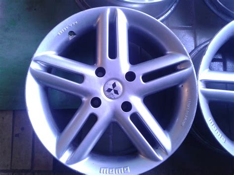 диски momo R16 — Mitsubishi Galant (8G), 2 л, 1997 года | колёсные ...