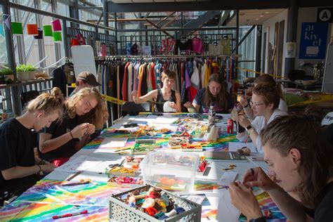 Aggressive Broderier Foto Mina Lekang Eiterjord Ukm Flickr