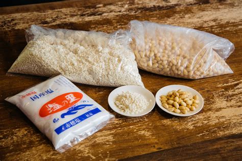 Как делают соевую пасту мисо? Экскурсия на старинное предприятие в ...