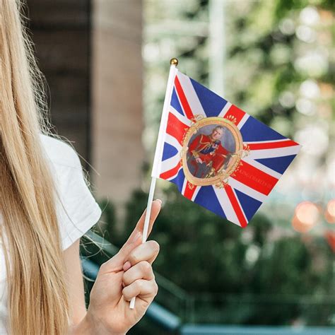 Union Jack Hand Flags Pack White Pole With Gold Ball Tip And Fabric