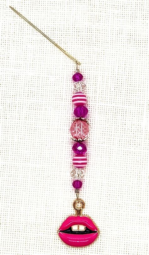 Lips Pink Smile Kiss Frogger Picker Needle Bling Cross Stitch