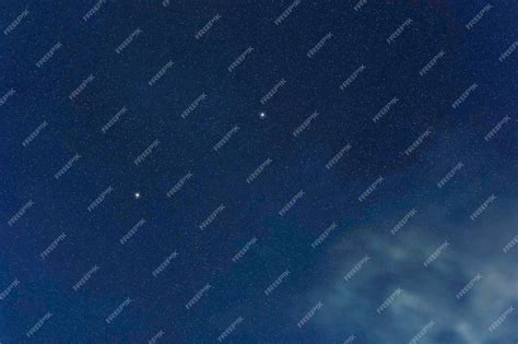Constelação De Estrelas Do Cão Menor Céu Noturno Aglomerado De
