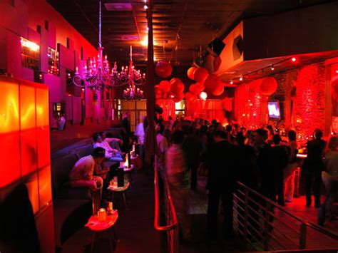 FLOW NIGHTCLUB CLEMATIS STREET WEST PALM BEACH DAISY DUKES CONTEST FLORIDA NIGHTCLUBS Florida