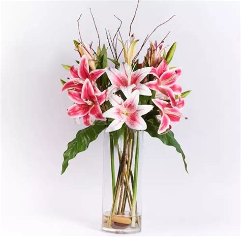 Arreglo Artificial De Flores Lilys Con Base Y Follaje Envío Gratis