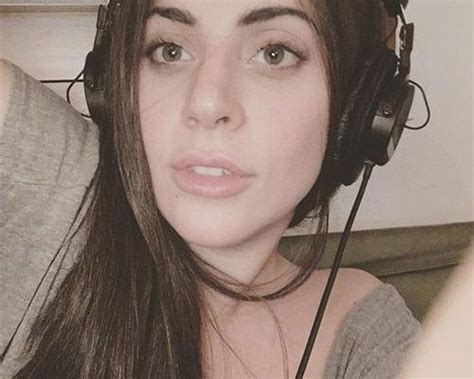 51 Stunning Lady Gaga No Makeup Photos 2024 Fabbon