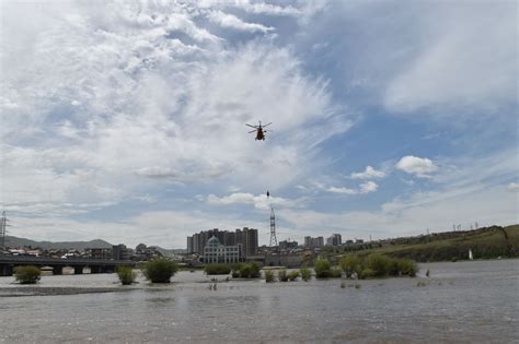 Нисдэг тэргээр хамтарсан дадлага сургууль зохион байгуулж байна