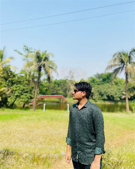 Rayhan Khan Bangladeshi Male Escort In Dhaka