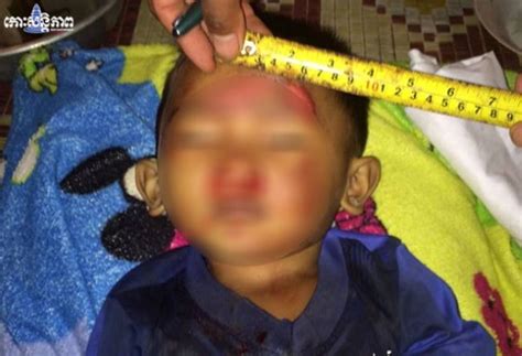 ចង្រៃម្ល៉េះ ថយឡានអត់មើល ក្រោយ ស្លាប់ក្មេងម្នាក់ Khmerload