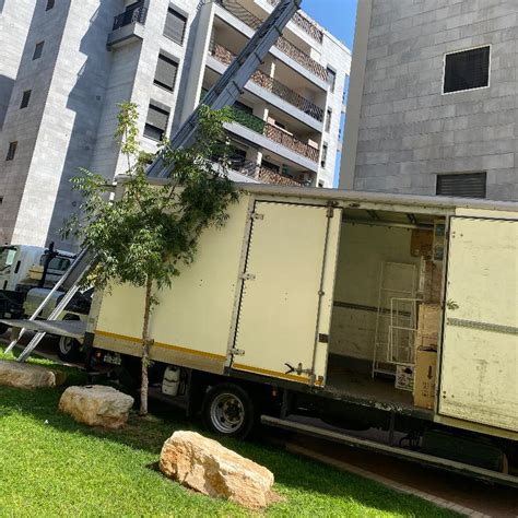 ציק צאק הובלות ושירותי אחסנה