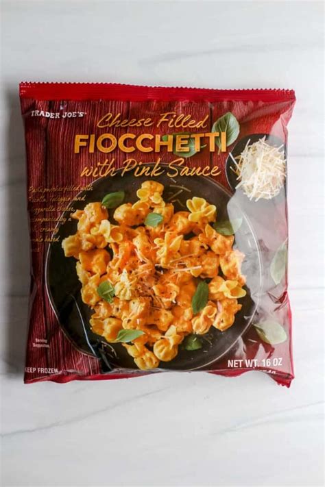 Trader Joes Fiochetti With Pink Sauce Review Pasta So Good Id Ghost