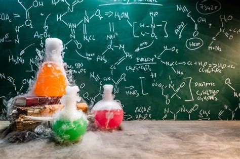 做实验图片 失败的化学实验素材 高清图片 摄影照片 寻图免费打包下载