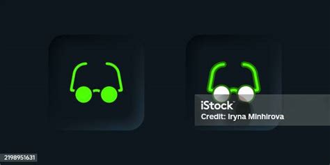 녹색 안경 아이콘이 검은 배경에 고립되어 있습니다 안경테 기호입니다 검은색 사각형 버튼입니다 벡터 가득 찬에 대한 스톡 벡터 아트 및 기타 이미지 Istock