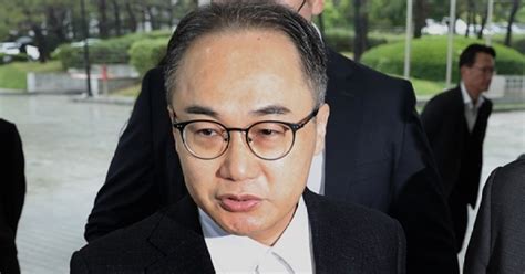 검찰총장 “김건희 여사 명품백 의혹 법리따라 엄정수사”