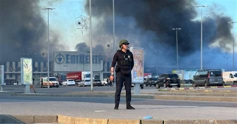 російська армія скинула на територію України майже 10 тисяч КАБів із початку року — Умєров