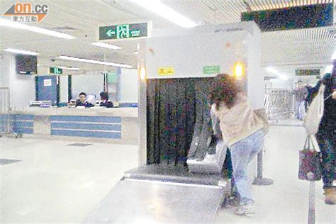 iPhone走私團臨收關發難 東方日報