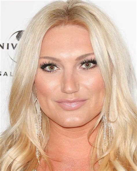 Brooke Hogan A Comprehensive Biography With Age Height Figure And