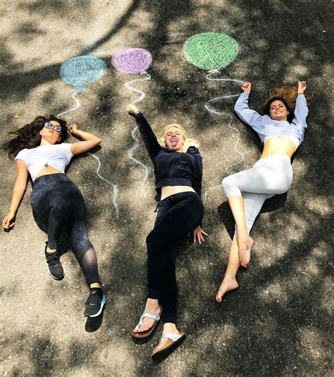 Lele Pons Hannah Stocking And Inanna Hannah Stocking Bff Pictures