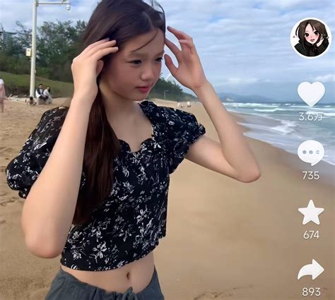 钟丽缇二女儿晒出游照 14岁染发化妆身高近一米七 搜狐大视野 搜狐新闻