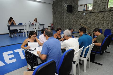 FAETEC abre inscrições para cadastro reserva de profissionais