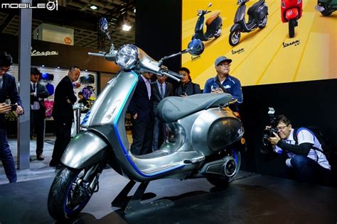 2018台北車展 Vespa 電動偉士牌 Elettrica 來了！還有全新車款 Sei Giorni 一齊登場台北車展！ Mobile01