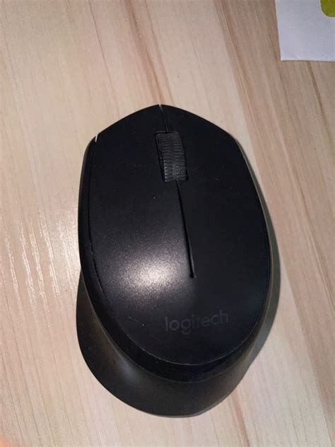 Logitech Wireless Mouse Computers Tech Parts Accessories Mouse Mousepads On Carousell