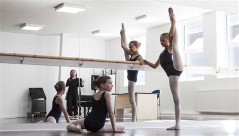 Jass Studios Dance And Stage School Raring2go