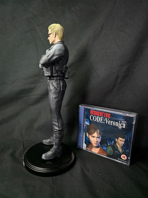 16 Albert Wesker Code Veronica Statue Etsy