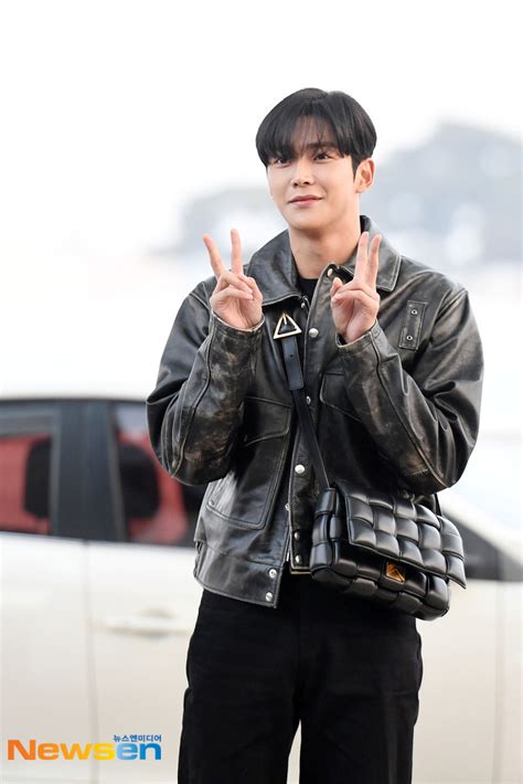 Sf9 로운 ‘귀여운 매력은 덤 포토엔hd 뉴스인코리아