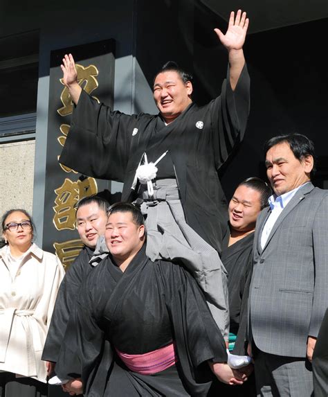 豊昇龍、31日・明治神宮奉納土俵入りに叔父・朝青龍が電撃参戦へ「『見に行こうかな』って聞いてます」 スポーツ報知
