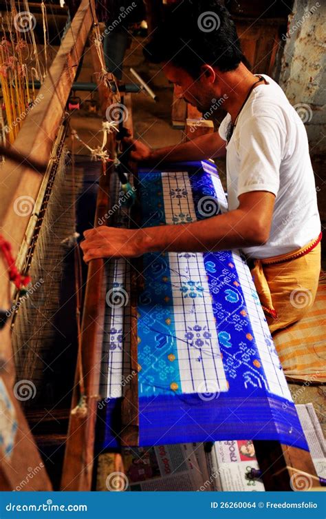 Textile Worker Weaving Pochampally Clothes Editorial Stock Image Image Of Andhrapradesh