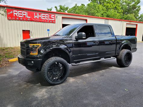 The Real Wheels Check Out This Ford F150 With A 6 Lift