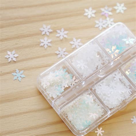 눈꽃 홀로그램 레진아트 네일아트 레진아트 쇼핑몰 케이라드