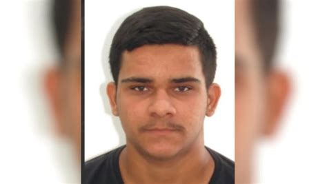 Adolescente de 17 anos morre após passar mal durante partida de futebol