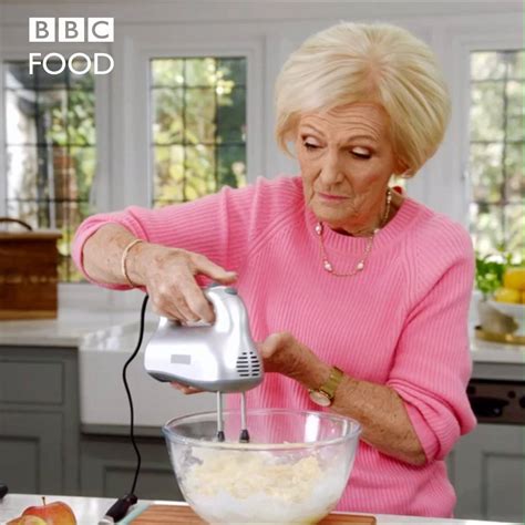 Marys Apple Cake Theres Not Much Mary Berry The Cook Doesnt Know