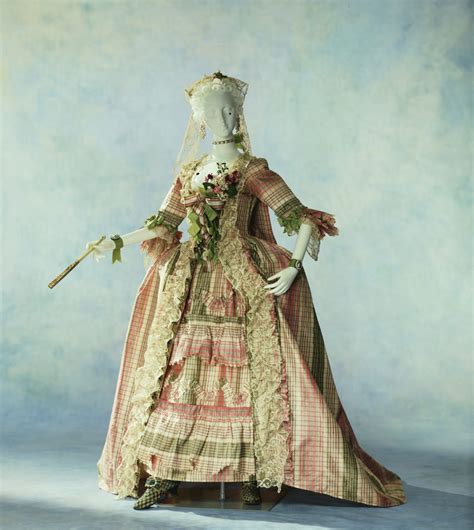 Old Rags Robe à la française ca 1760 France Les Arts Historical