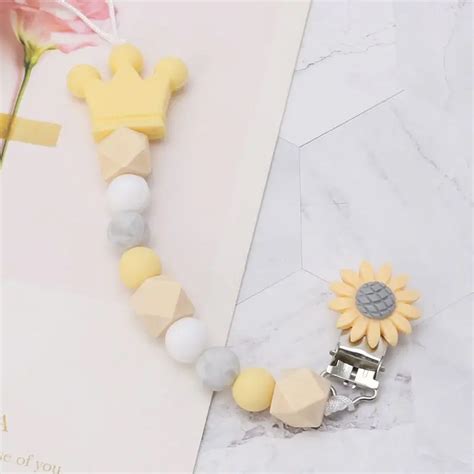 Соска пустышка с цепочкой из пищевого силикона деревянные бусины короны мультяшный цветок