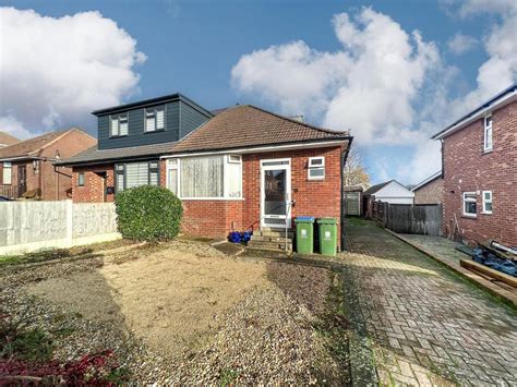Dore Avenue Portchester 2 Bed Semi Detached Bungalow £350 000