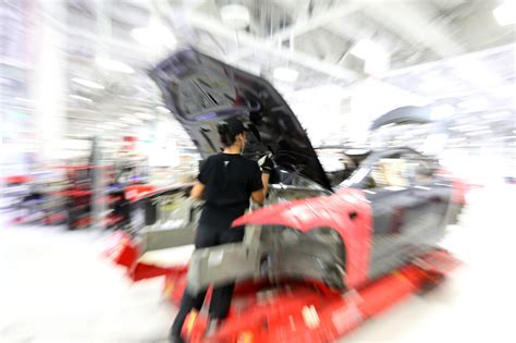 Tesla Civil Rights Suit Says Noose On Display At Fremont Factory