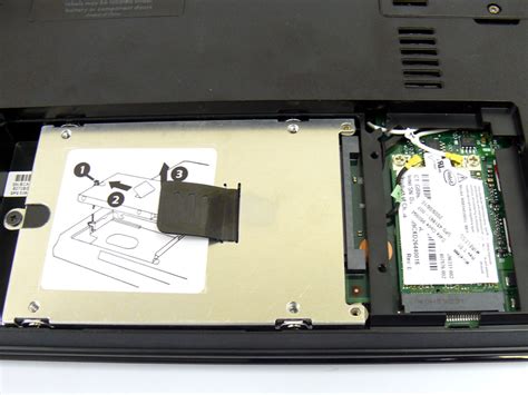 Compaq 610 dobrý základ pro práci Recenze NOTEBOOK cz