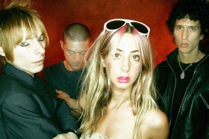 Queenadreena 「drink Me」 Akにっき
