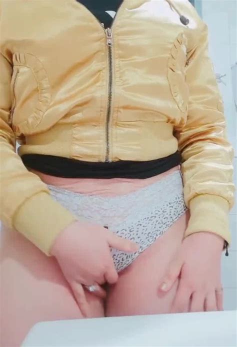 Making Stripteace Display In The Public Bathroom I Display My Bum