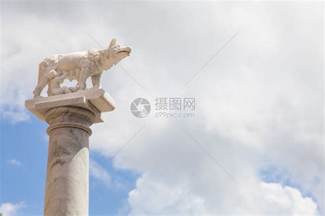 传奇狼的雕像与罗莫洛和雷马的创始人高清图片下载 正版图片 摄图网